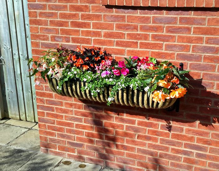 Black Highgate Free Standing Trough Planter | Black Country Metalworks