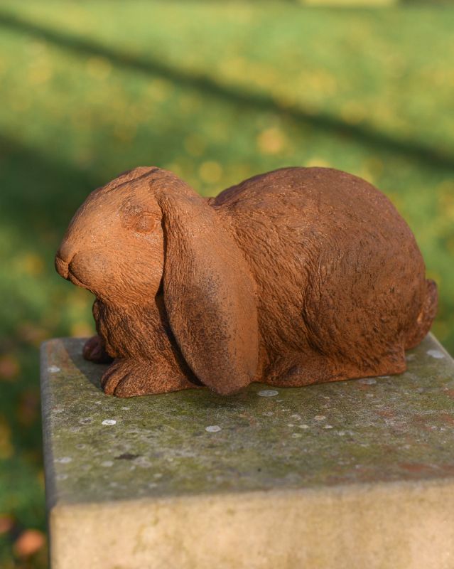 Rustic Cast Iron Realistic Rabbit Sculpture | Black Country Metalworks