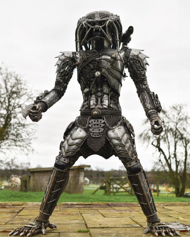 Large Recycled Metal Parts Extraterrestrial Sculpture - 2.4m | Black ...