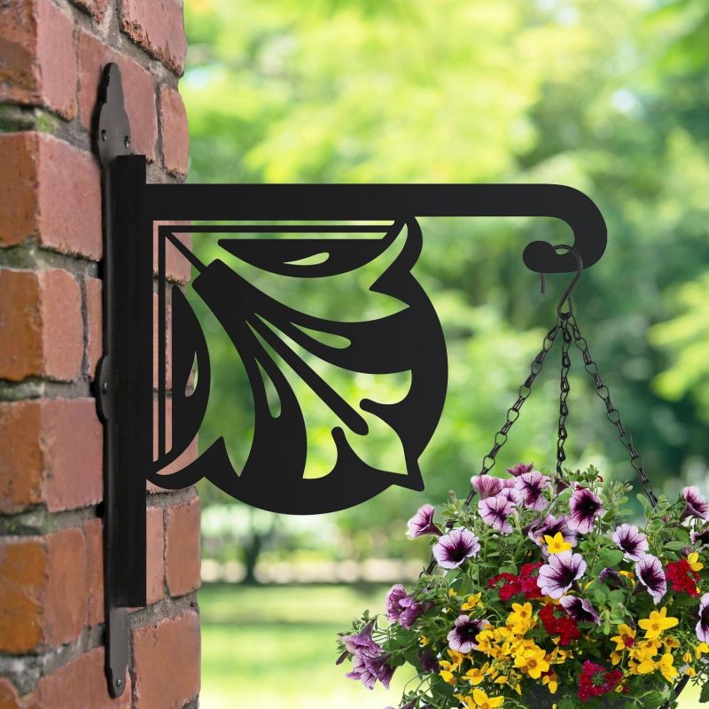Retro Heavy Duty Iron Hanging Basket Bracket | Black Country Metalworks