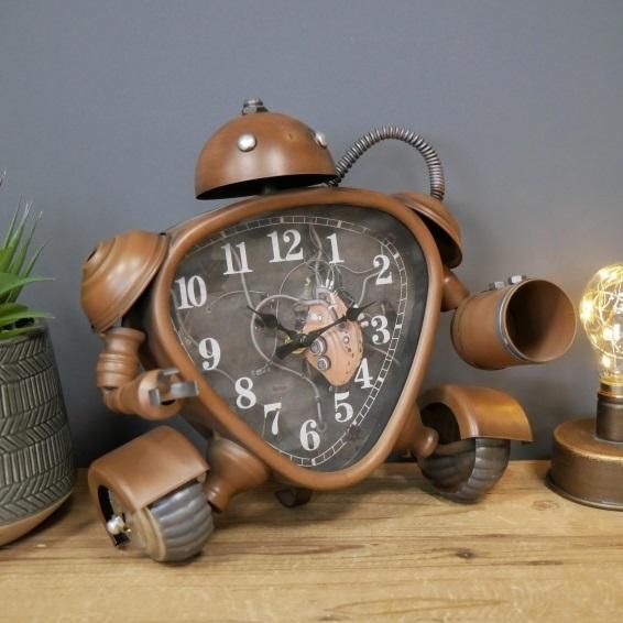 Robot Desk Clock | Black Country Metalworks