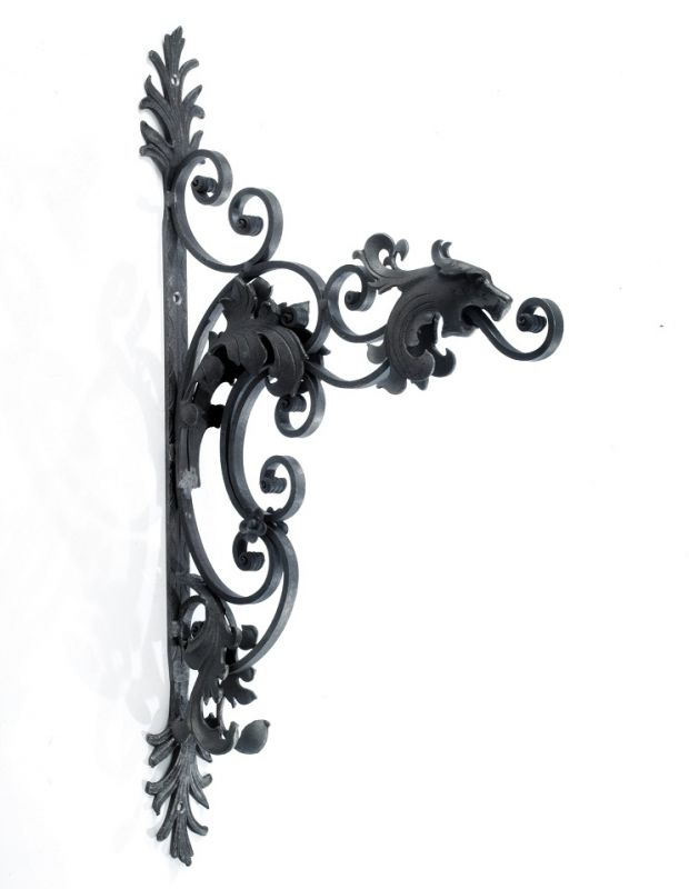 Arkanian Dragonhead Bracket | Black Country Metalworks