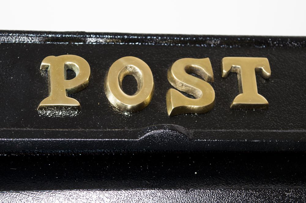 "Charlton Grange" Wall Mounted Post Box with Polished Brass Lettering ...